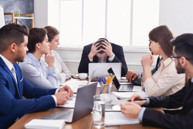 21 REASONS WHY SOME LEADERS IN ORGANISATIONS FAIL - leadership-matrix